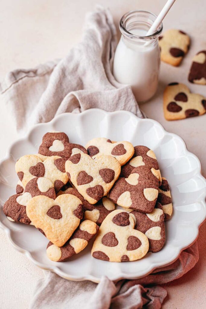 Biscuits coeurs vanille chocolat pour la Saint Valentin